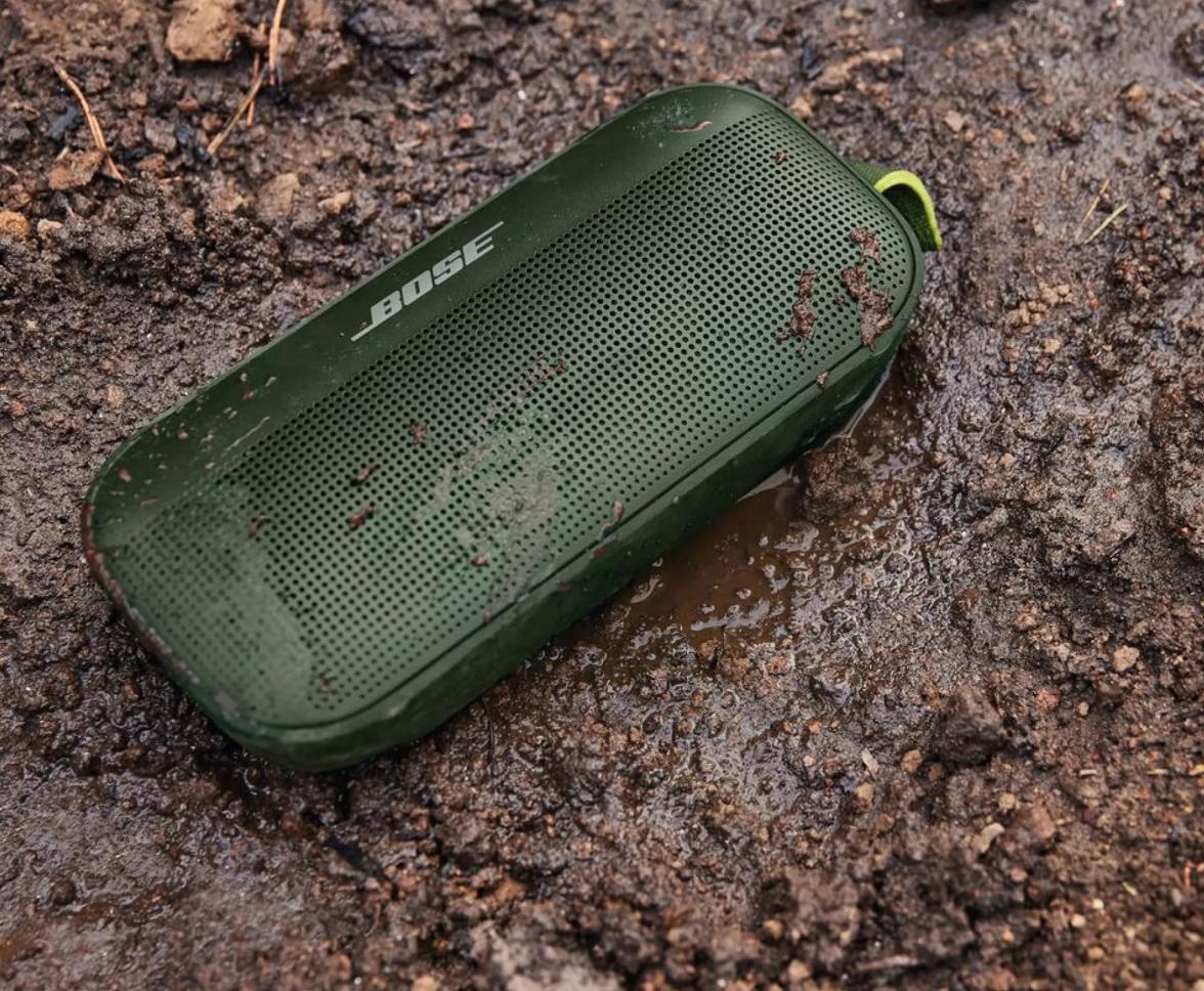 Bluetooth Range: How Far Does Bluetooth Reach? | Bose